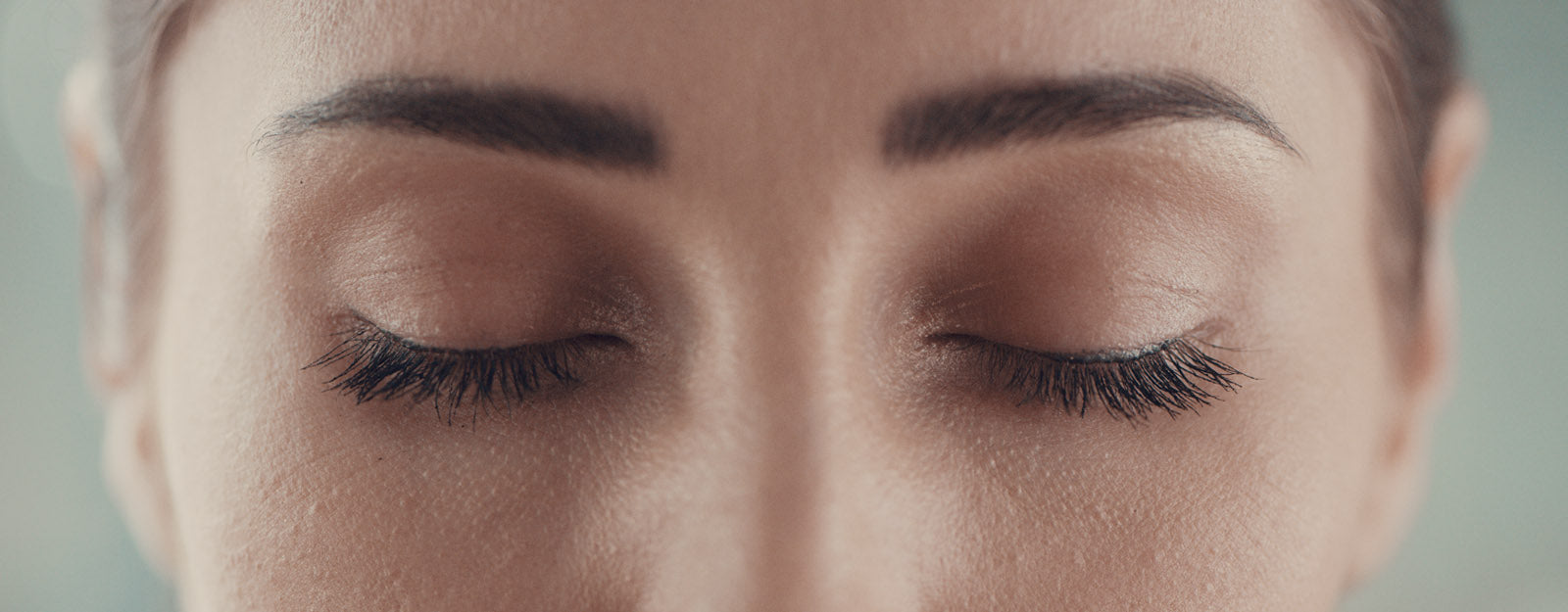 Dermatitis párpados: qué es, causas y cómo combatirlo – Ceramol España